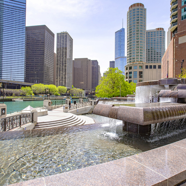 Cityfront Place Chicago | Luxurious Living in the Heart of Downtown